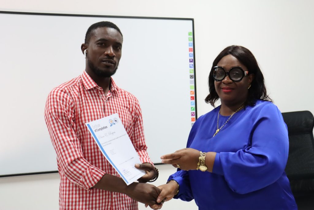 Civil Servants Receive Certification After Internal Microsoft Computer ...